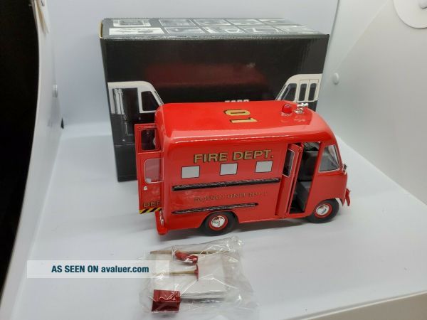 Unique Replicas 1950 Ford Step Van 1:24 Scale Fire Dept Truck Diecast ...