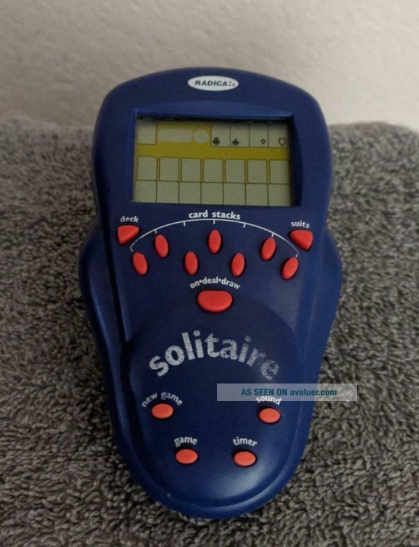 RARE Radica 2000 SOLITAIRE Handheld Game Battery Powered - Great ...