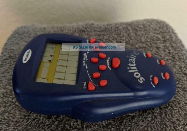 RARE Radica 2000 SOLITAIRE Handheld Game Battery Powered - Great ...