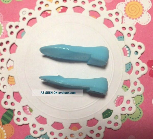 Vintage Barbie SKIPPER LIGHT BLUE FLATS SHOES JAPAN List Of Outfits ...
