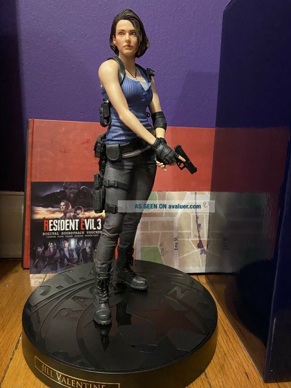 Resident Evil 3 Remake Statue With Map And Book | #30930870
