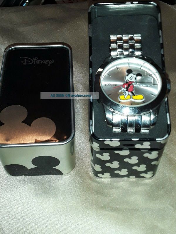 MICKEY MOUSE DISNEY ACCUTIME WATCH SILVER TONE W/ DAY AN DATE Never ...