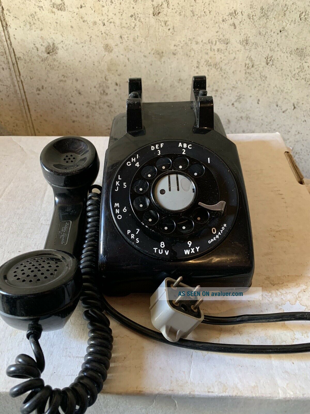 Vintage Western Electric Rotary Dial Black Desk Phone. | #31500539