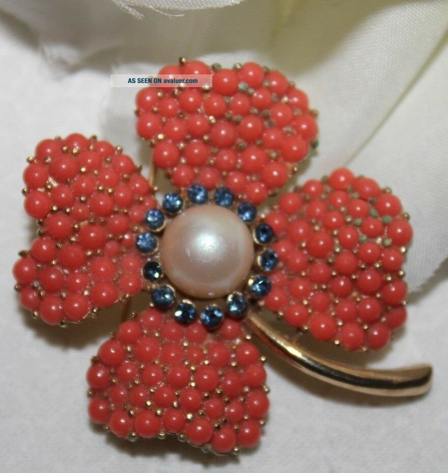 RARE AND STUNNING CROWN TRIFARI SIGNED PIN WITH BLUE STONES, FAUX PEARL ...