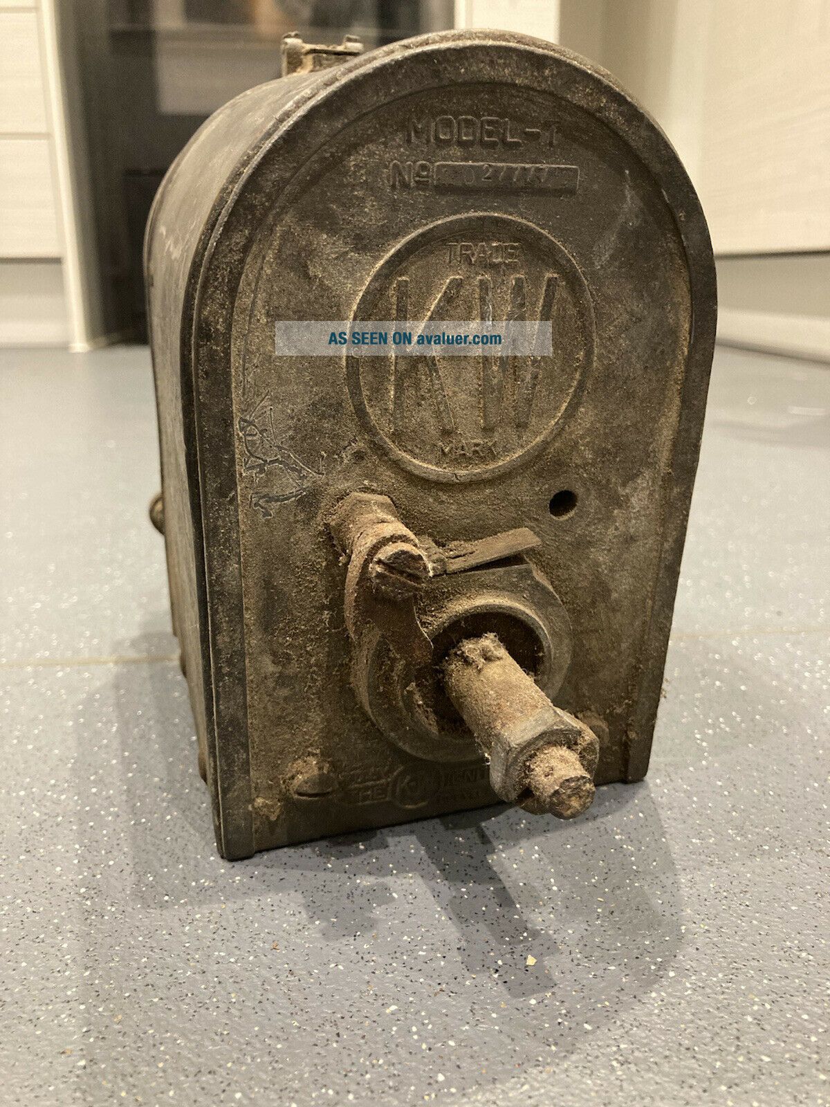 The K - W Ignition Co Model T Ignition Magneto Very Rare Ford ? | #43862312