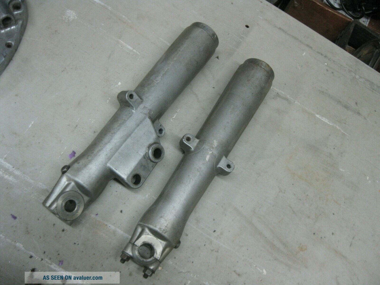 HARLEY - RARE 1972, 73 FLH SHOVELHEAD LOWER FORK LEGS 2 YEAR ONLY ...