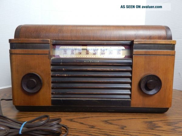 VTG 1940’s RCA Victor Victrola Model 65U Tube Radio Phonograph | #44042014