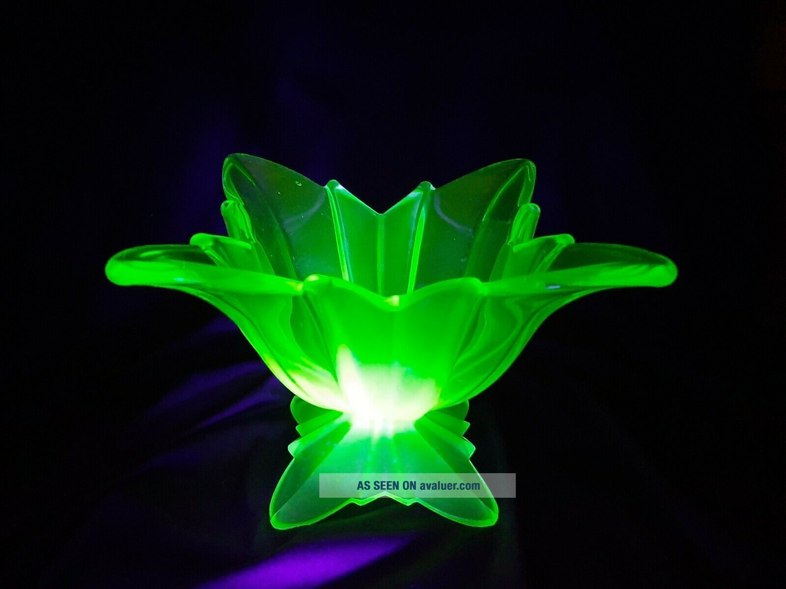 Rare Art Deco Rosice Uranium Glass Flower Bowl With Matching Frog ...