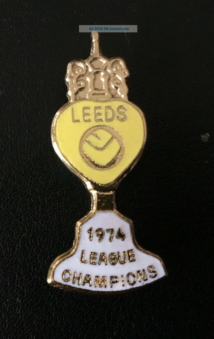 RARE 1974 LEEDS UNITED F. C LEAGUE CHAMPIONS BADGE | #56393066
