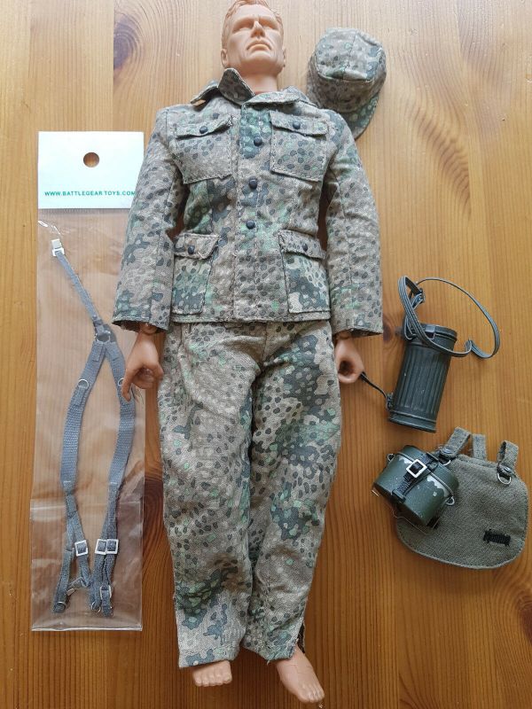 Dragon 1/6th Scale Action Figure WWII - German SS M43 Pea Dot Camo ...