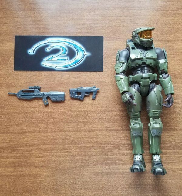 Halo 2 Master Chief With Battle Rifle And SMG Limited Edition Figure By ...