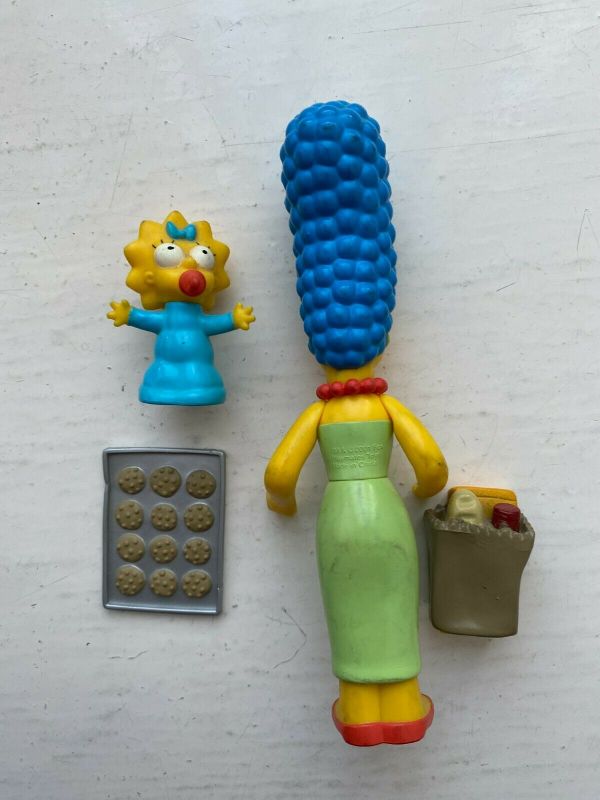 PLAYMATES INTERACTIVE THE SIMPSONS SERIES 1 MARGE & MAGGIE SIMPSON ...