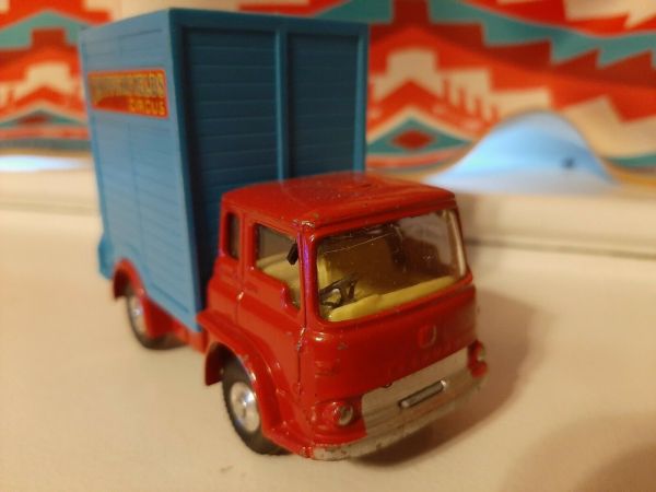 VINTAGE CORGI TOY CHIPPERFIELDS CIRCUS GIRAFFE TRUCK 503 BEDFORD ...