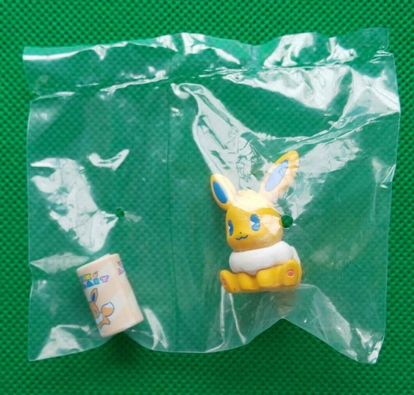Eevee Pokemon Mini Figure PVC Japanese Rare Nintendo Bandai From Japan ...
