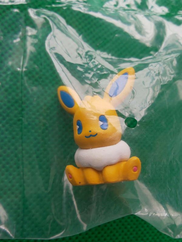 Eevee Pokemon Mini Figure PVC Japanese Rare Nintendo Bandai From Japan ...