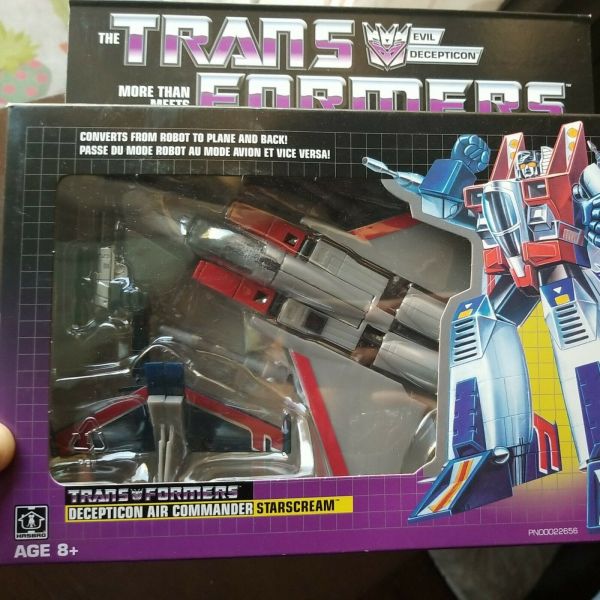 TRANSFORMERS G1 Reissue STARSCREAM Decepticon Jet 2018 Hasbro Walmart ...