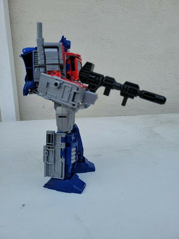 Transformers Evolution OPTIMUS PRIME Leader Class Power Of The Primes ...