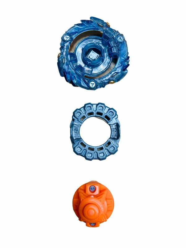 TAKARA TOMY Beyblade BURST Drain Fafnir Beyblade Toy With Random ...