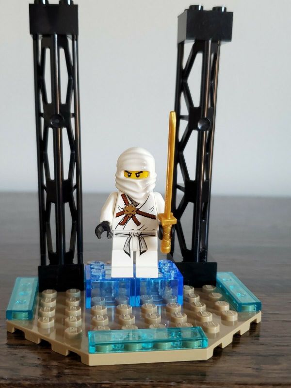 LEGO Minifigure Zane The Golden Weapons Njo001 Ninjago White Ninja ...
